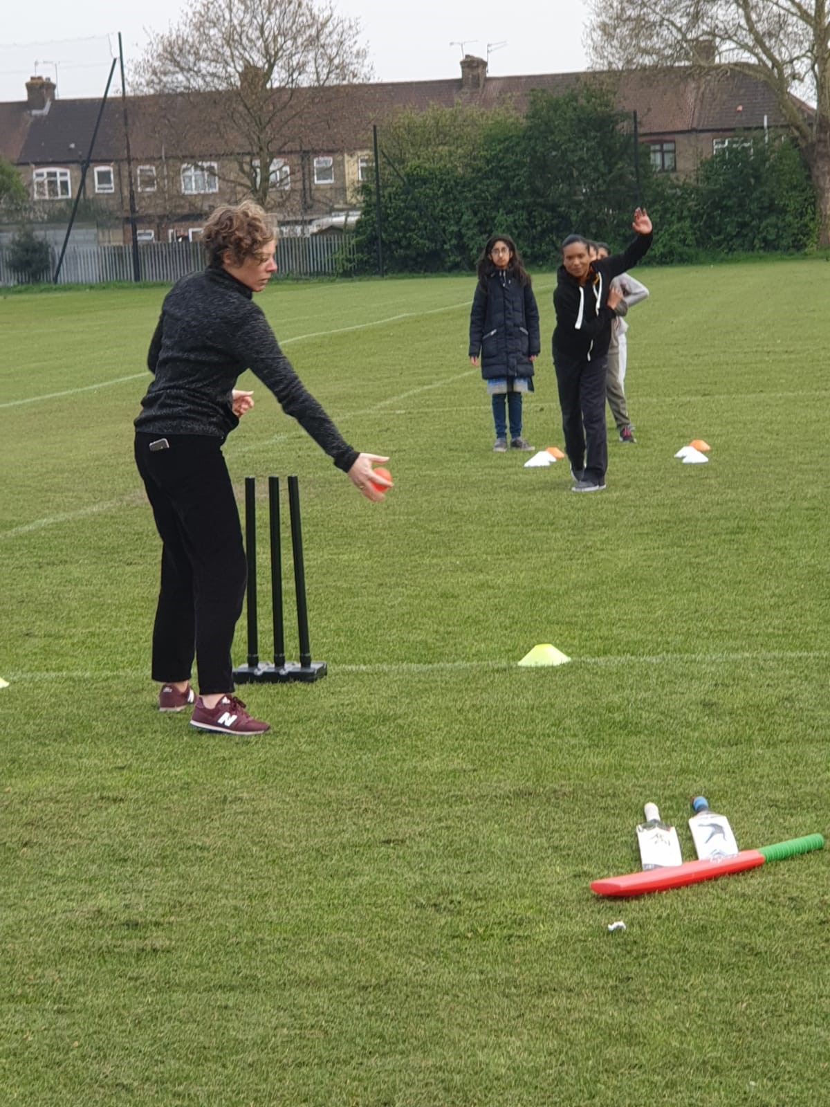Girls Cricket – Newham CC